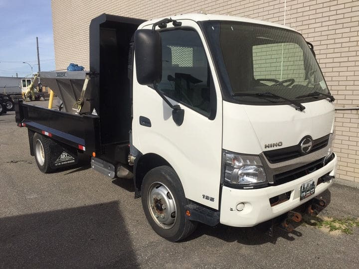 Hino 2013 155 195 155h 195h Series Truck Chassis Models Body Builder Book